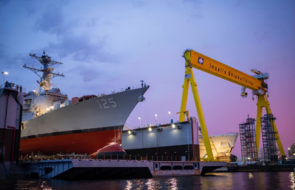 性能全面超越中国055！美军新一代驱逐舰DDGX进展如何？首舰至少还要等十多年？_腾讯新闻