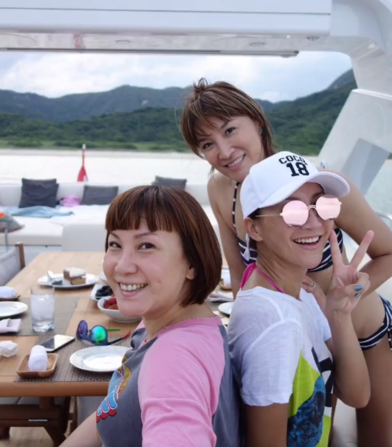 曝CoCo真实死因：异物入肺、窒息死亡，名下10亿物业大揭秘_腾讯新闻