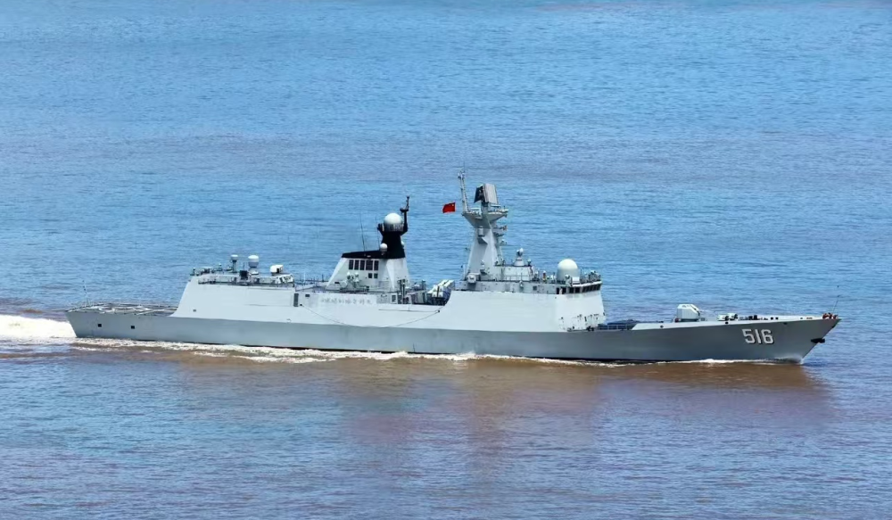 第六批次054A型海试，“馒头炮”取代76毫米炮，能容纳直-20F上舰_腾讯新闻