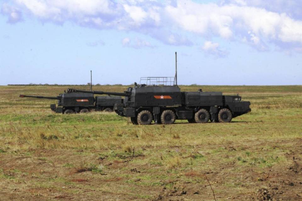 扼守咽喉要道！俄罗斯向太平洋舰队部署新型A-222M“海岸”岸防火炮系统_腾讯新闻