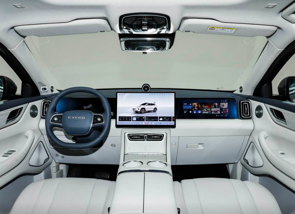 岚图梦想家10月销量6632辆，为何它又能坐上高端MPV头把交椅？_腾讯新闻