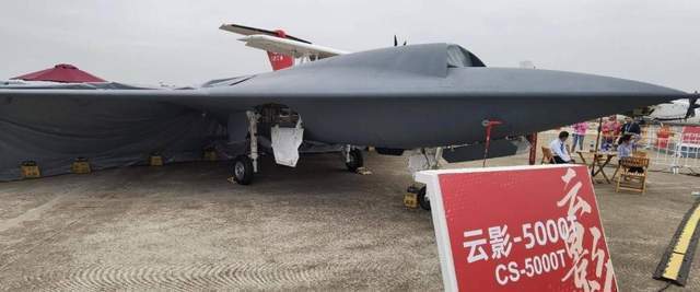 轰20恐不只是轰炸机，解放军或用其打空战？_腾讯新闻