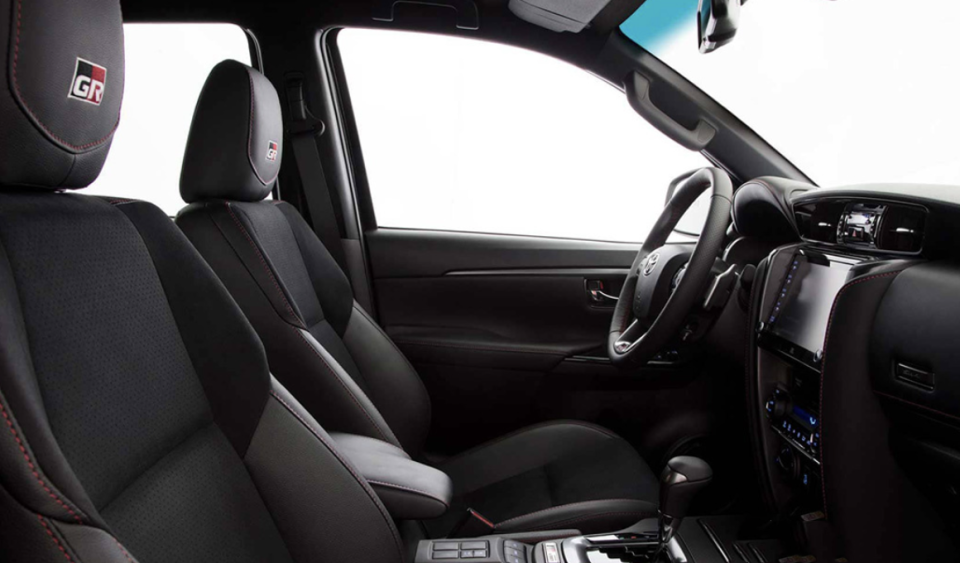 丰田Fortuner完成换代！配强化版2.8T柴油引擎，海外售价56万_腾讯新闻