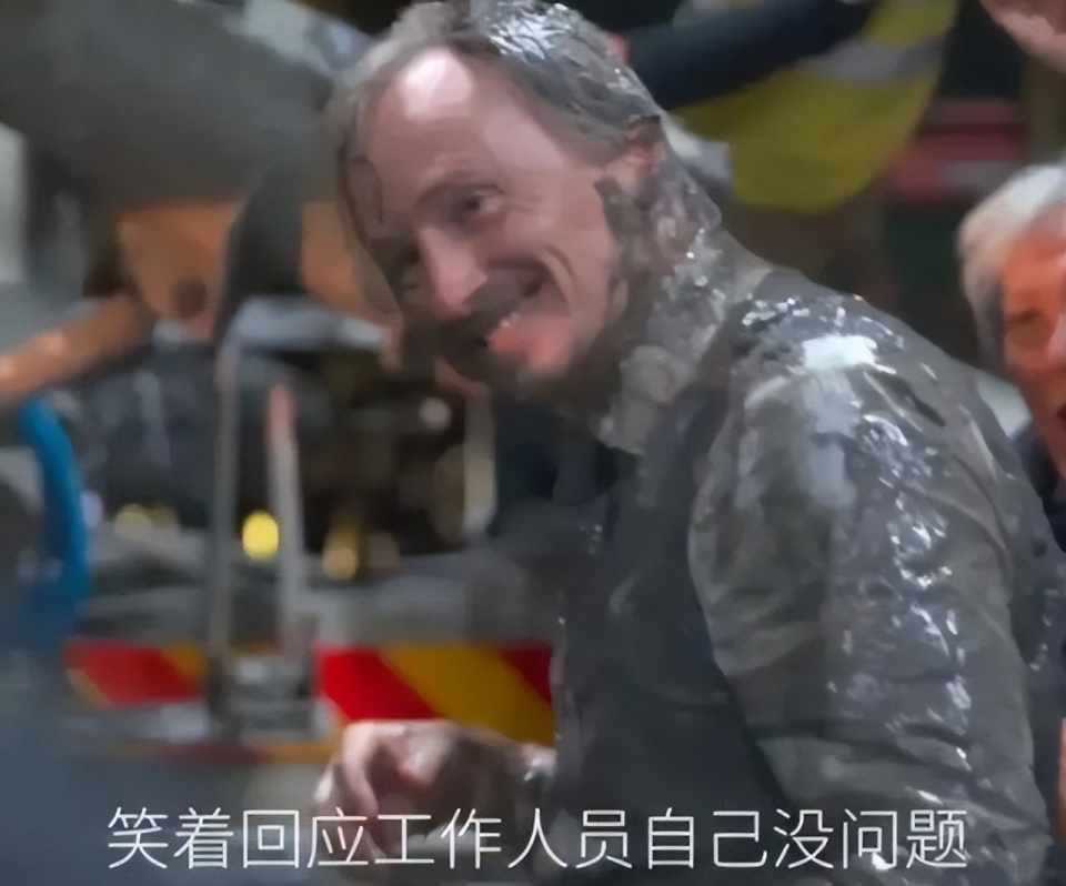 58岁河国荣自杀：入行不易、晚年潦倒，与妻子间的真爱令人动容_腾讯新闻