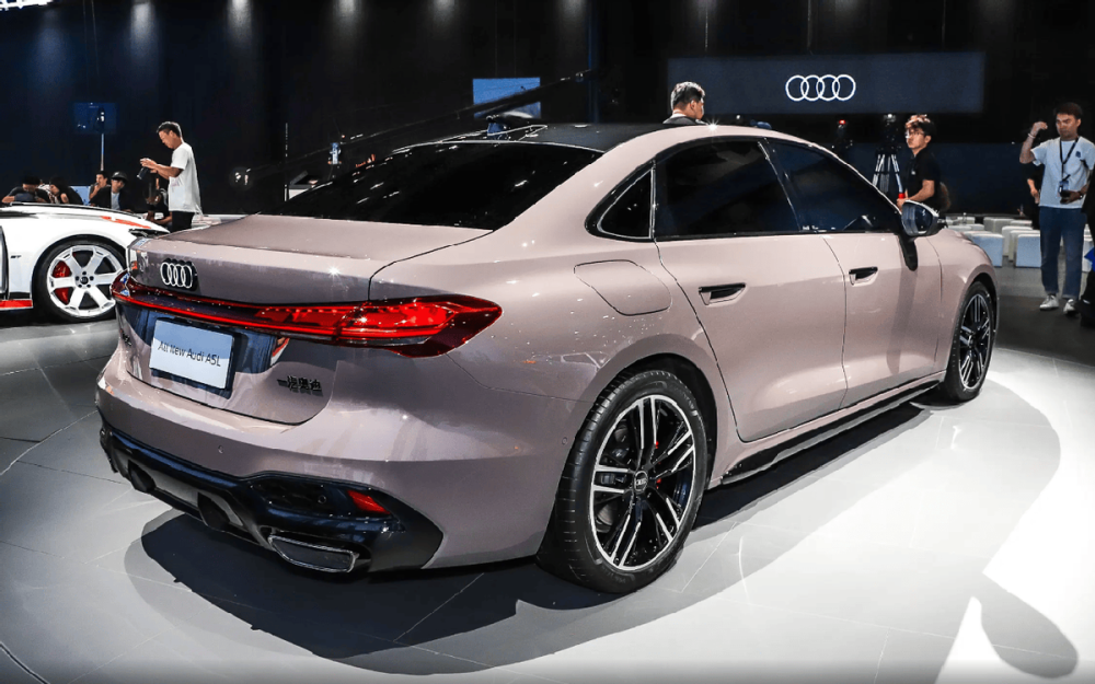 一汽奥迪A5L被曝7月上市，多项配置中国专属，或卖28万起步_腾讯新闻