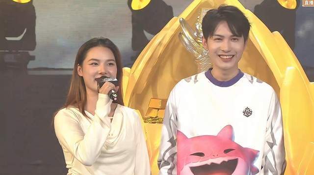 云顶之弈TOC9：又一个双冠王诞生！时隔四年，阿陈再度夺冠_腾讯新闻