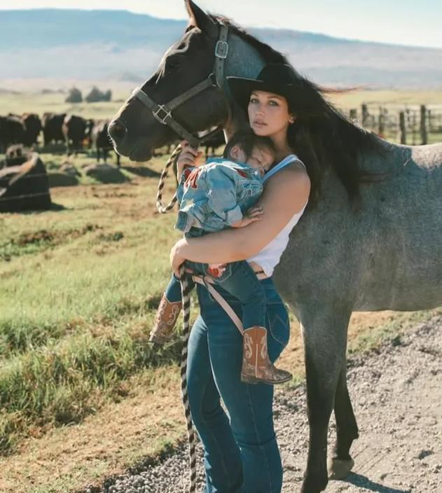 6年后逆袭！唐斯前女友晒美照颜值气质依旧，早已嫁人生子获幸福_腾讯新闻