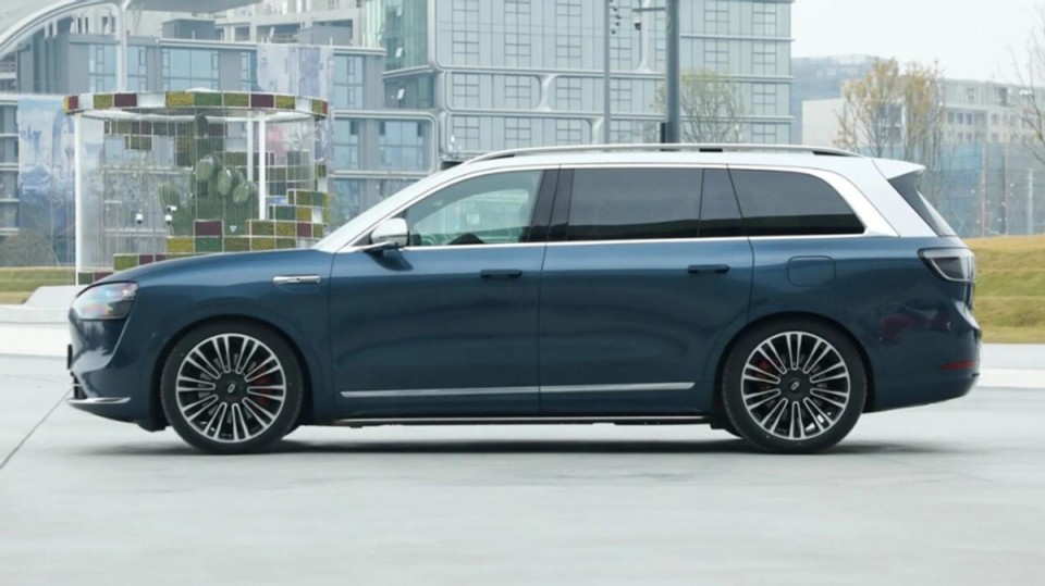 国产大型SUV市场现“一超多强”！问界M9独一档，L9、N9能赶超？_腾讯新闻