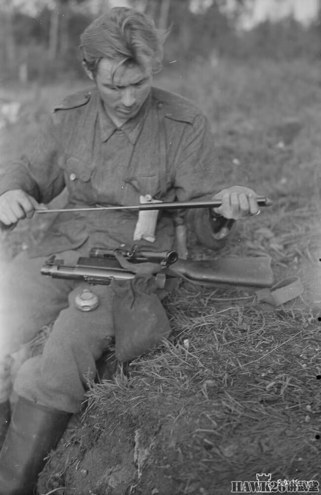 索米KP/-31冲锋枪 芬兰轻武器的骄傲 曾经启发了苏联“波波莎”_腾讯新闻