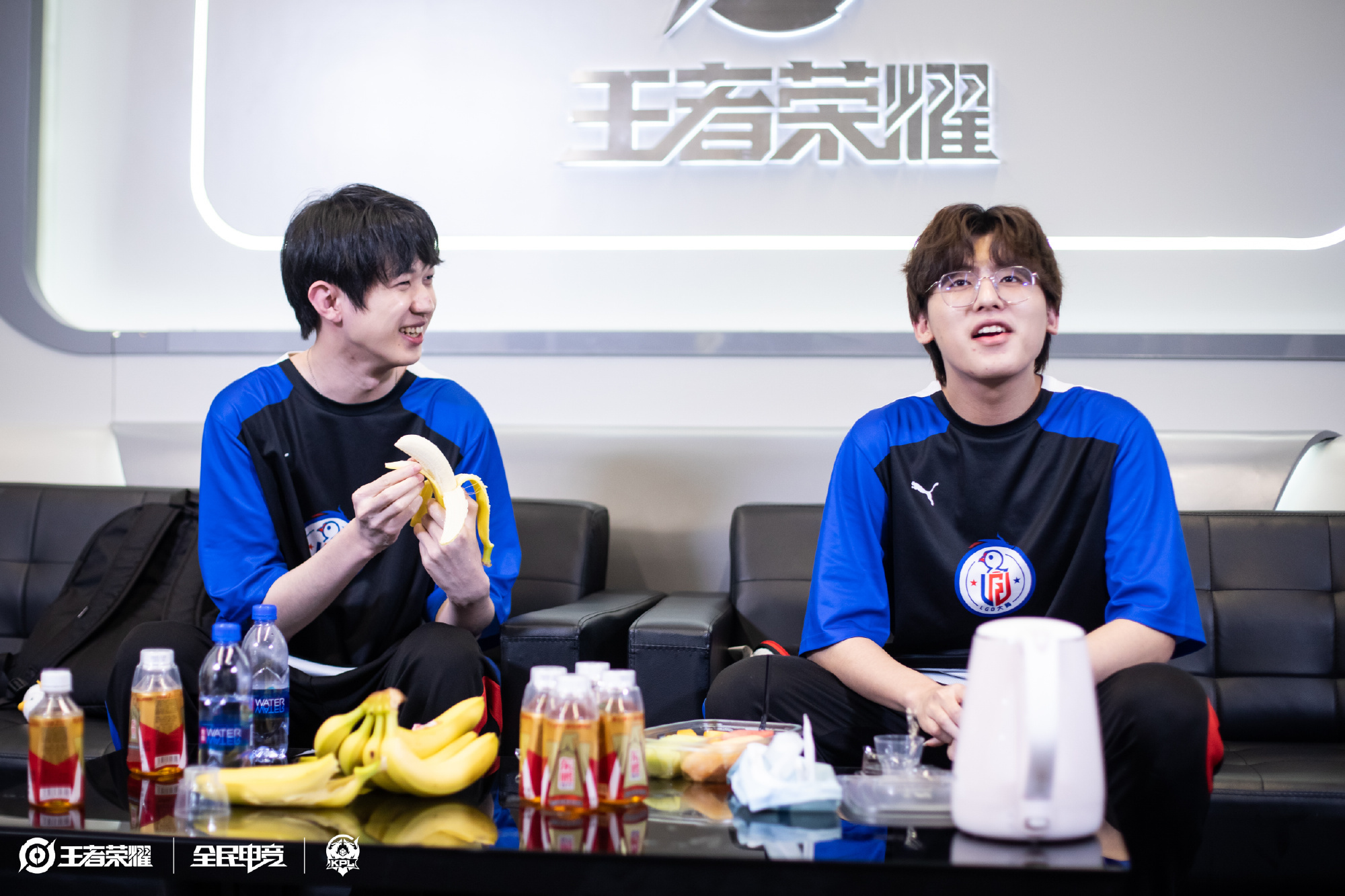 eStar两连败S组垫底，狼队爆冷不敌LGD，KPL要变天了