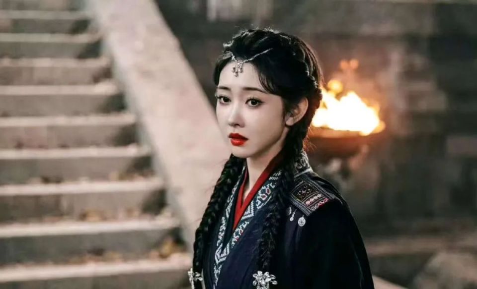 《笑傲江湖》定档除夕，张雨绮演东方不败，哪版东方不败是你心中的经典_腾讯新闻