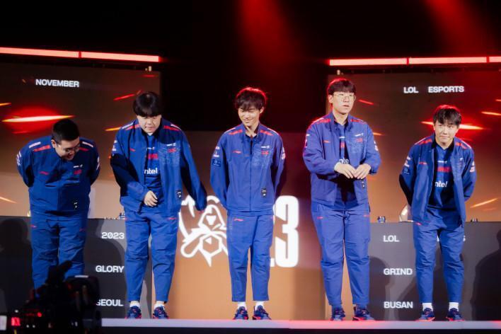 JDG教练Homme：369以前不接受反馈，现在听得更加认真了_腾讯新闻