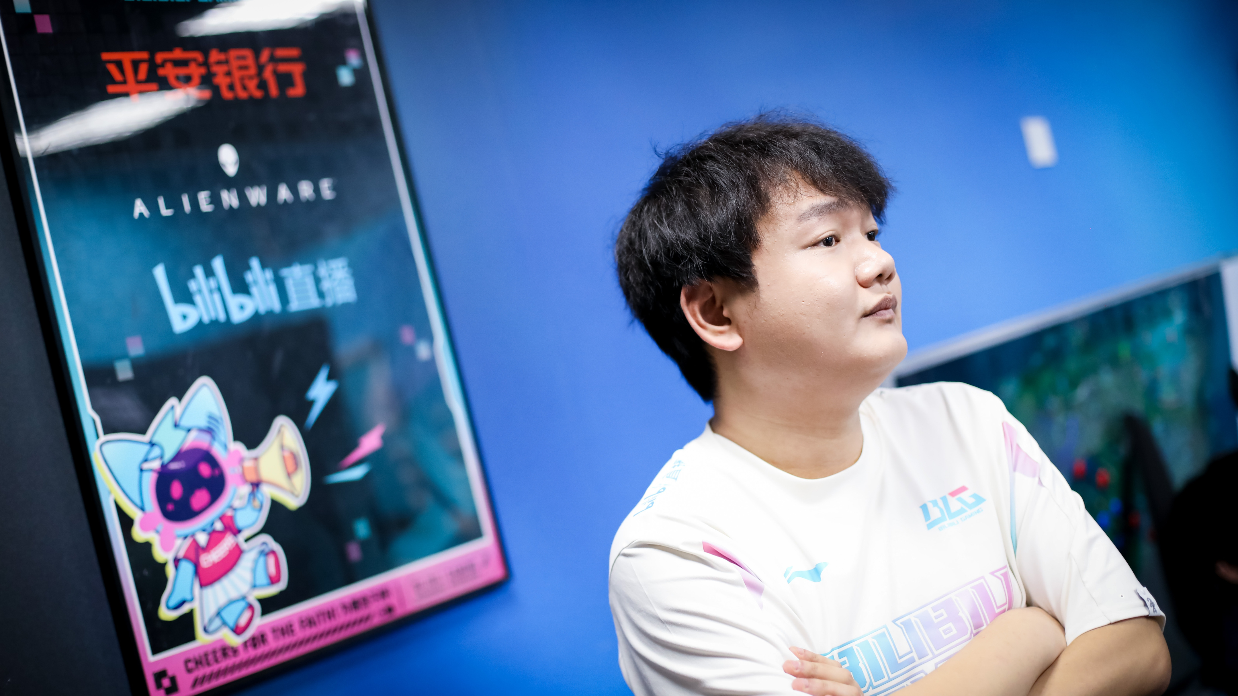 韩网热议BLG淘汰EDG：bin才是春天的皇帝！Tabe是春天的皇后