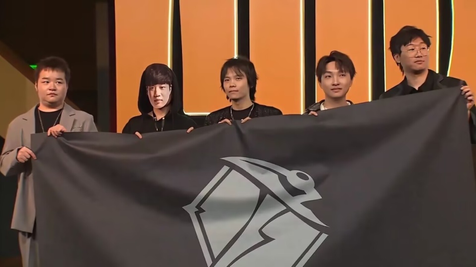 老头杯S2阵容出炉：MLXG选三个韩援，Doinb巴黎队夺冠概率最高_腾讯新闻