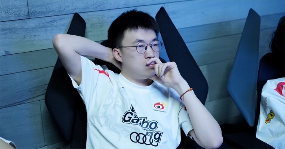 TheShy决赛1-16不背锅！Ning王打野复盘比赛：教练和小虎最坑_腾讯新闻