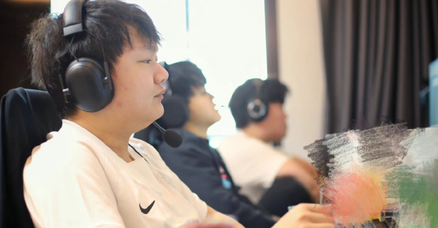 Bin率队淘汰老东家RNG，TT轻取EDG晋级，焕烽on决赛相遇！