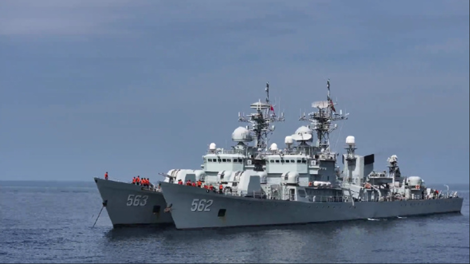 053H3型527洛阳舰，服役20年就退出现役，将成某训练舰支队成员？_腾讯新闻