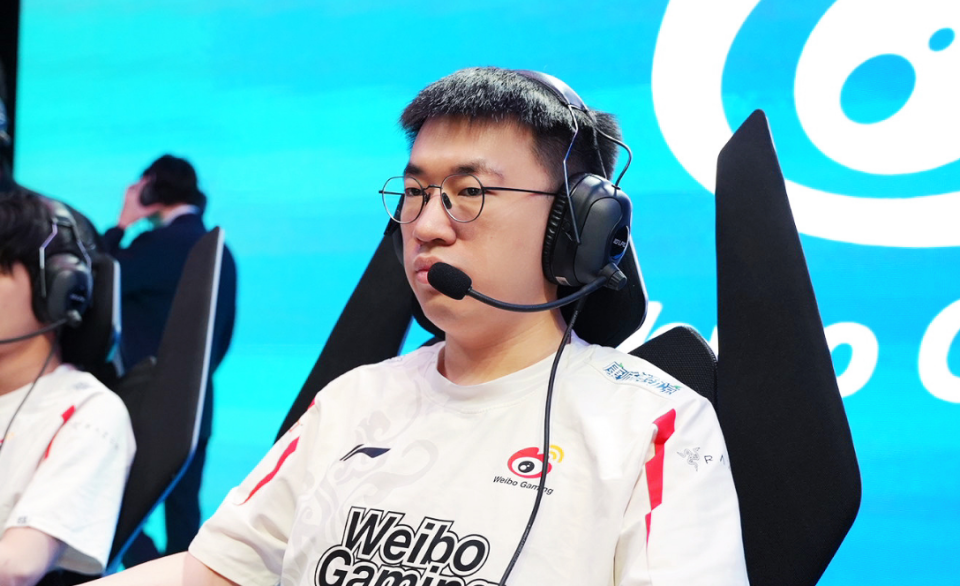 Meiko、Uzi、厂长、宋义进一定有！小虎谈LPL十大选手_腾讯新闻