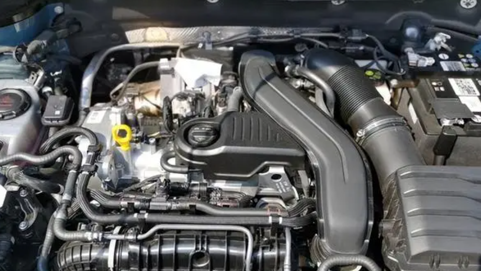 奥迪A5L将国产，入门只给1.5T，25万内能圆梦奥迪？_腾讯新闻