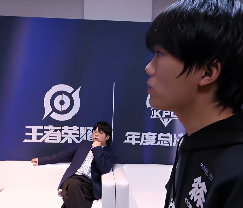 DRG零封TTG晋级四强，清清神情落寞让人心疼，久哲也默不作声_腾讯新闻