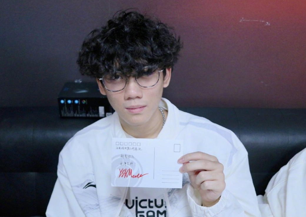 IG被打回原形？败给TT后，YSKM惨遭质疑！英雄池太少，杰斯0作用