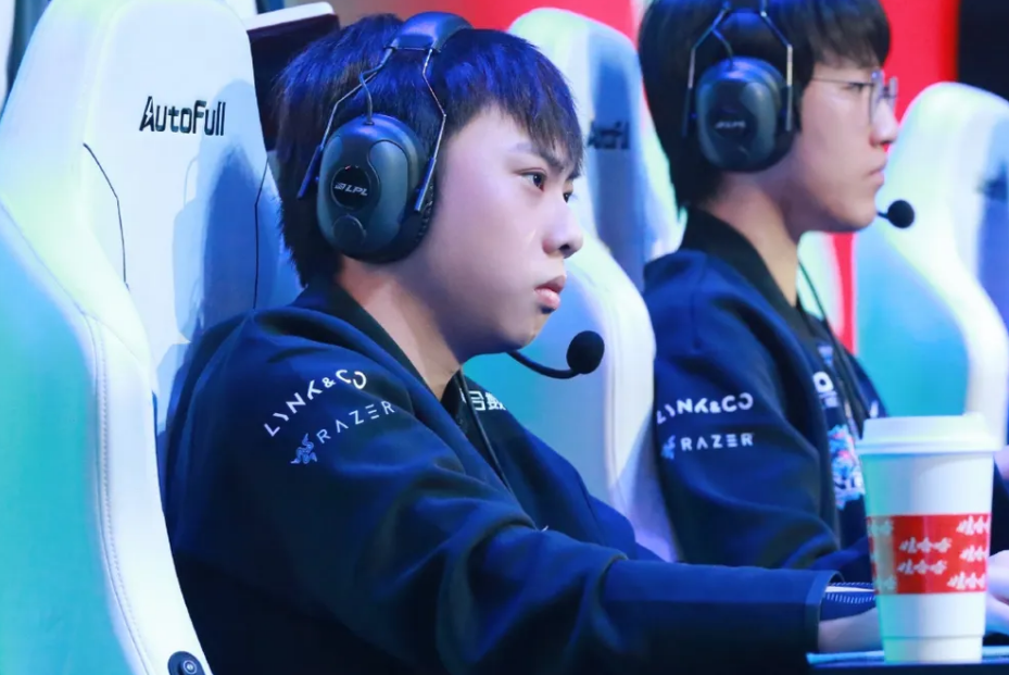 新一透露EDG新赛季阵容：GALA、Ale成为新鲜血液？