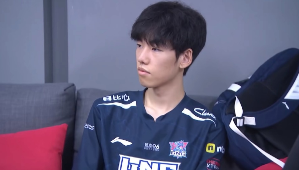 LPL帅哥上单火了，在韩国大量圈粉，TheShy和Bin，都是手下败将_腾讯新闻