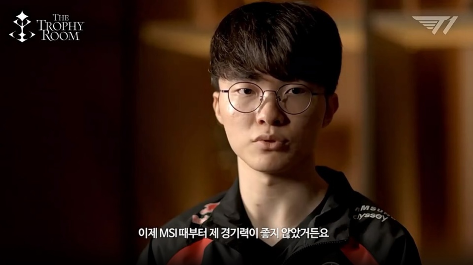 T1冠军悲剧上演，Zeus遭大规模网暴，Faker粉丝背锅，做法无底线_腾讯新闻