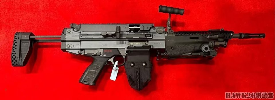 黑克勒-科赫公司展示HK421机枪 由MG5发展而来 重量更轻性能更强_腾讯新闻