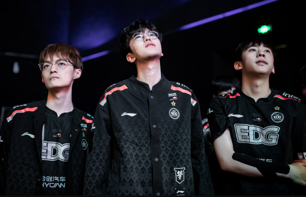 继Oner之后，GEN小花生力挺EDG夺冠，Chovy为前队友发声