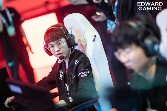 LOL：EDG终究离不开韩援AD，Leave首发地位不保，不如Hope_腾讯新闻