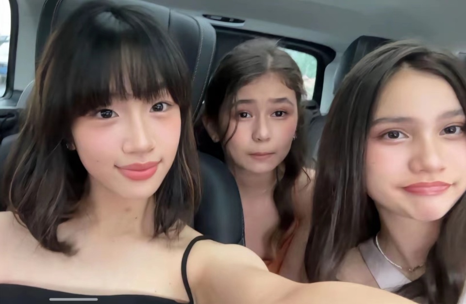 吴尊13岁女儿晒近照，NeiNei化妆穿吊带裙显成熟，甜馨猛夸漂亮_腾讯新闻