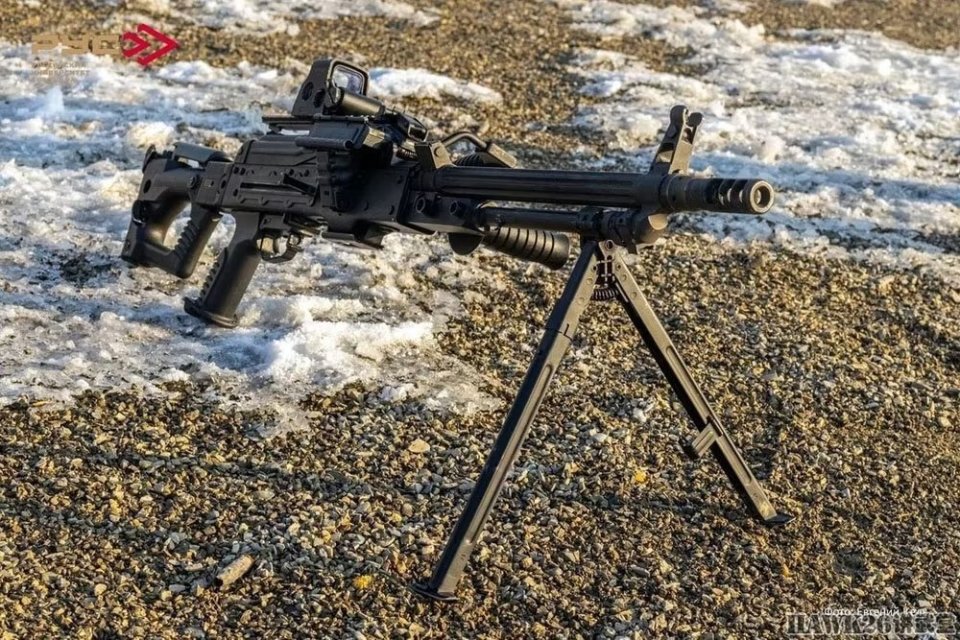俄罗斯PKP-SP特种部队机枪亮相 最新改进亮点颇多 细节仍需完善_腾讯新闻
