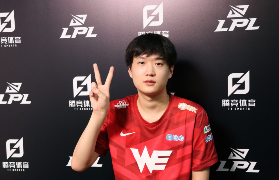 RNG仍有T1水准，新赛季有两支T0战队！前V5教练给出评级