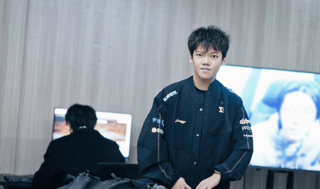 败给RNG后，WBG紧急开会1小时！Angel赛后发文：人生最棒的一天