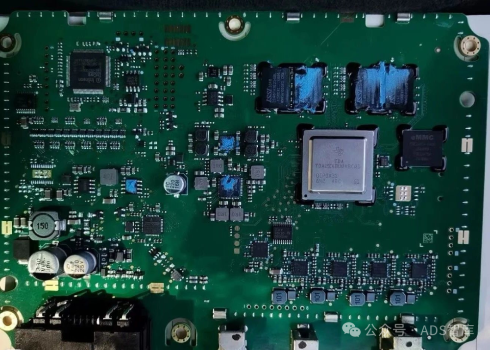 12 个智能驾驶及智能座舱控制器 PCB 板大赏_腾讯新闻