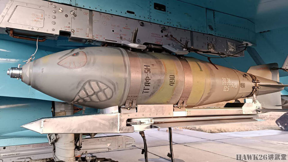 俄罗斯空天军装备Kh-38M空地导弹 打击乌克兰目标 发挥关键作用_腾讯新闻