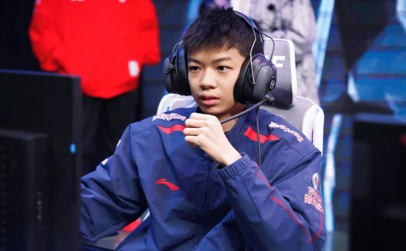 LPL今年最值得期待的新秀，sheer职业首战单杀369_腾讯新闻