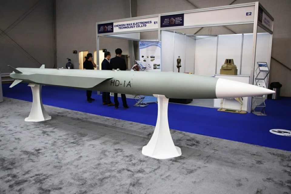 直击DSA 2024：中国保利科技公司展示激光防御系统和超音速巡航导弹_腾讯新闻