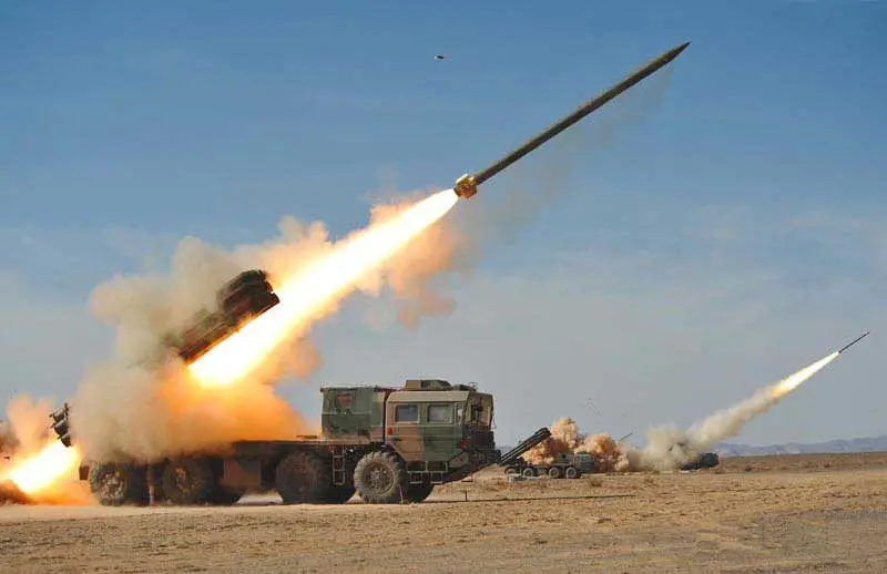 越远越好？解放军PHL-16火箭炮射程超400公里，美俄为什么不学？_腾讯新闻