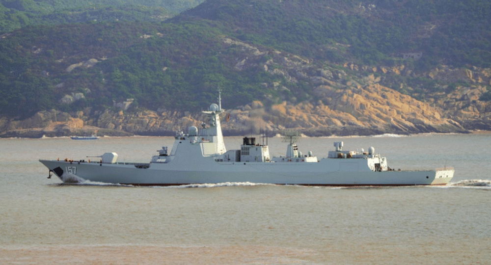 052D型驱逐舰：报告同志们！我已经下水38艘了！_腾讯新闻