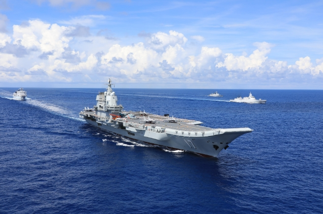 台退将：大陆开造004航母，10万吨级，采用核动力_腾讯新闻