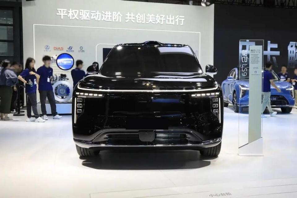预售价33.69万起，智己LS9综合续航超1500公里，全尺寸大六座SUV_腾讯新闻