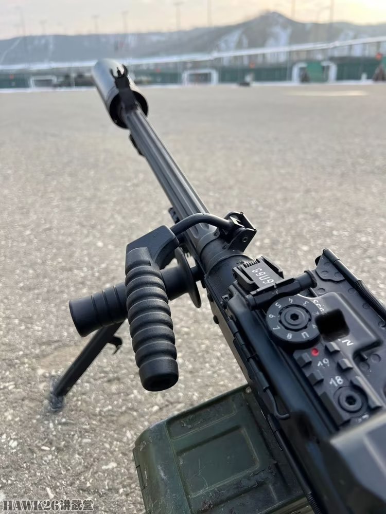 俄罗斯PKP-SP特种部队机枪亮相 最新改进亮点颇多 细节仍需完善_腾讯新闻