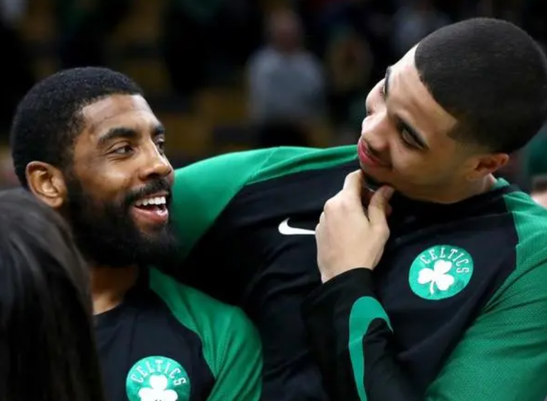 总决赛G5伤情出炉，NBA神级纪录诞生！欧文表态绿军，FMVP有悬念_腾讯新闻