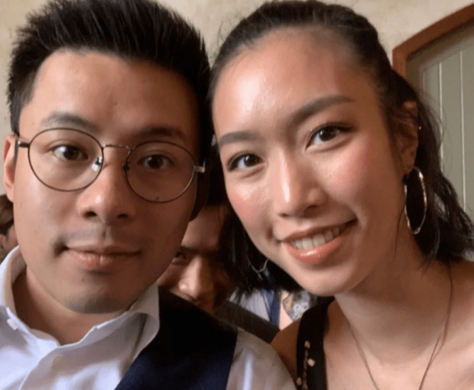 港媒曝霍启仁明年1月大婚，女友晒大号钻戒庆祝，真实身份曝光_腾讯新闻