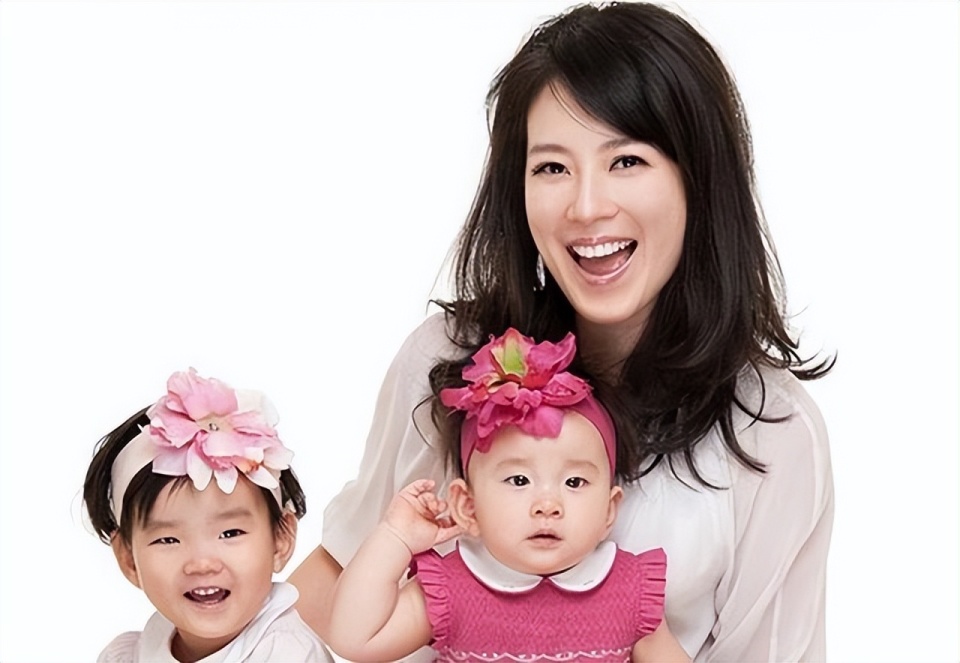 Melody离婚：被陶喆唱进歌里、后嫁入豪门，为何也be了_腾讯新闻