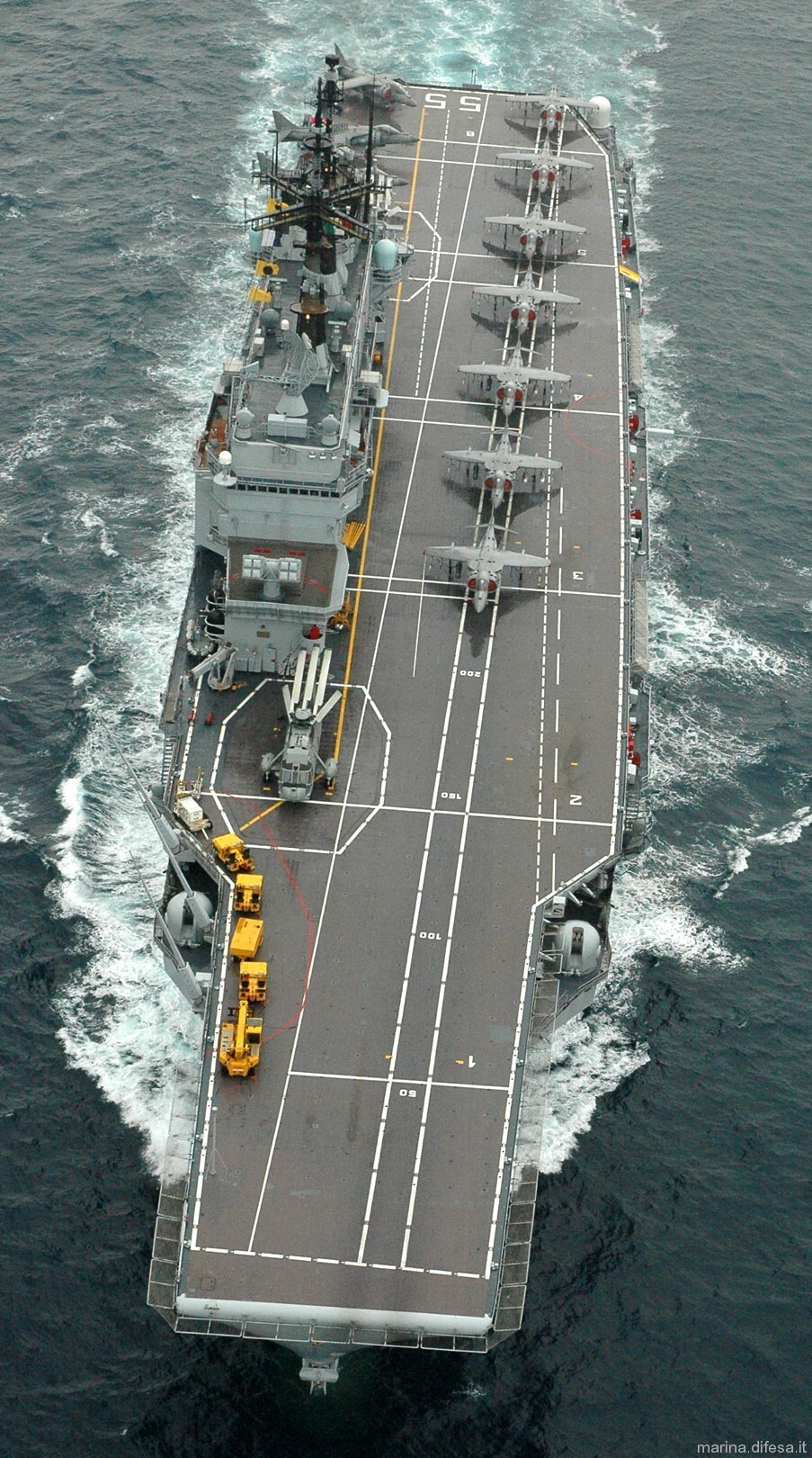 意大利的“加里波第”号航空母舰（图集）_腾讯新闻