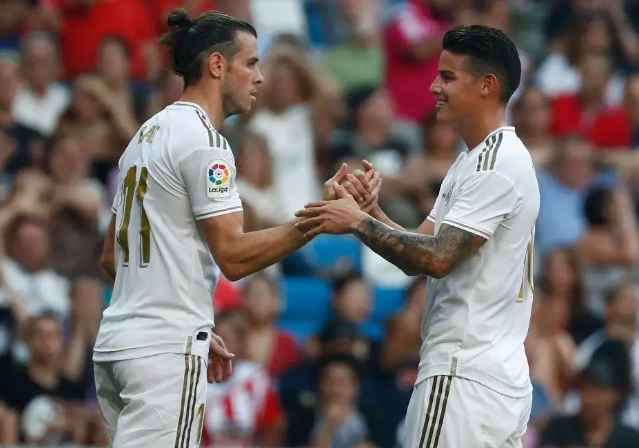 J罗：十年浮沉两茫茫，不思量，自难忘_腾讯新闻