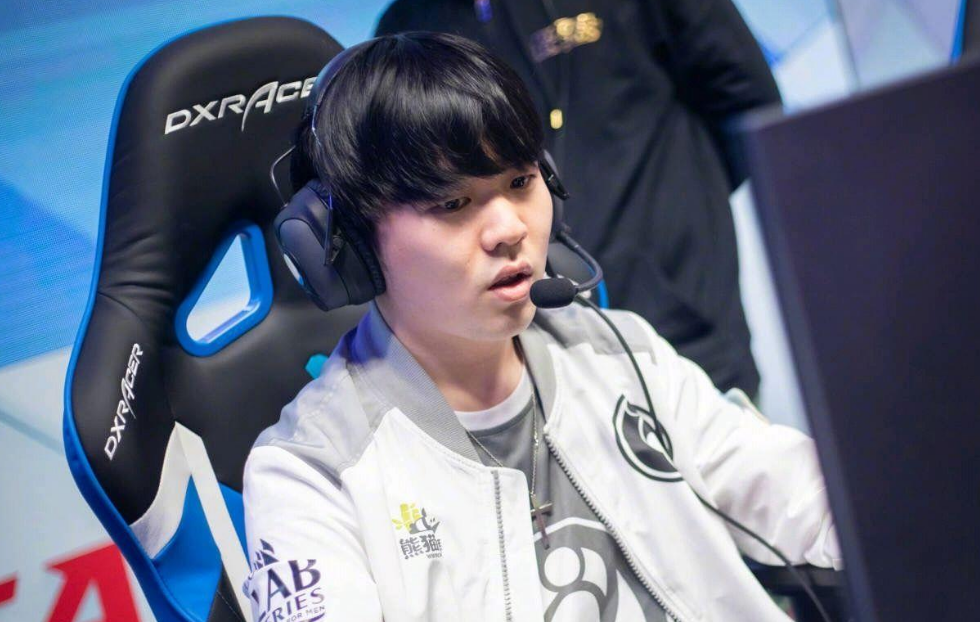 为什么说iG是抽卡的神？从TheShy到YSKM，你不得不服